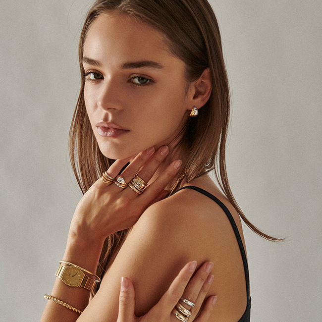 Stacking Donut Rings with CZ – MÉGA